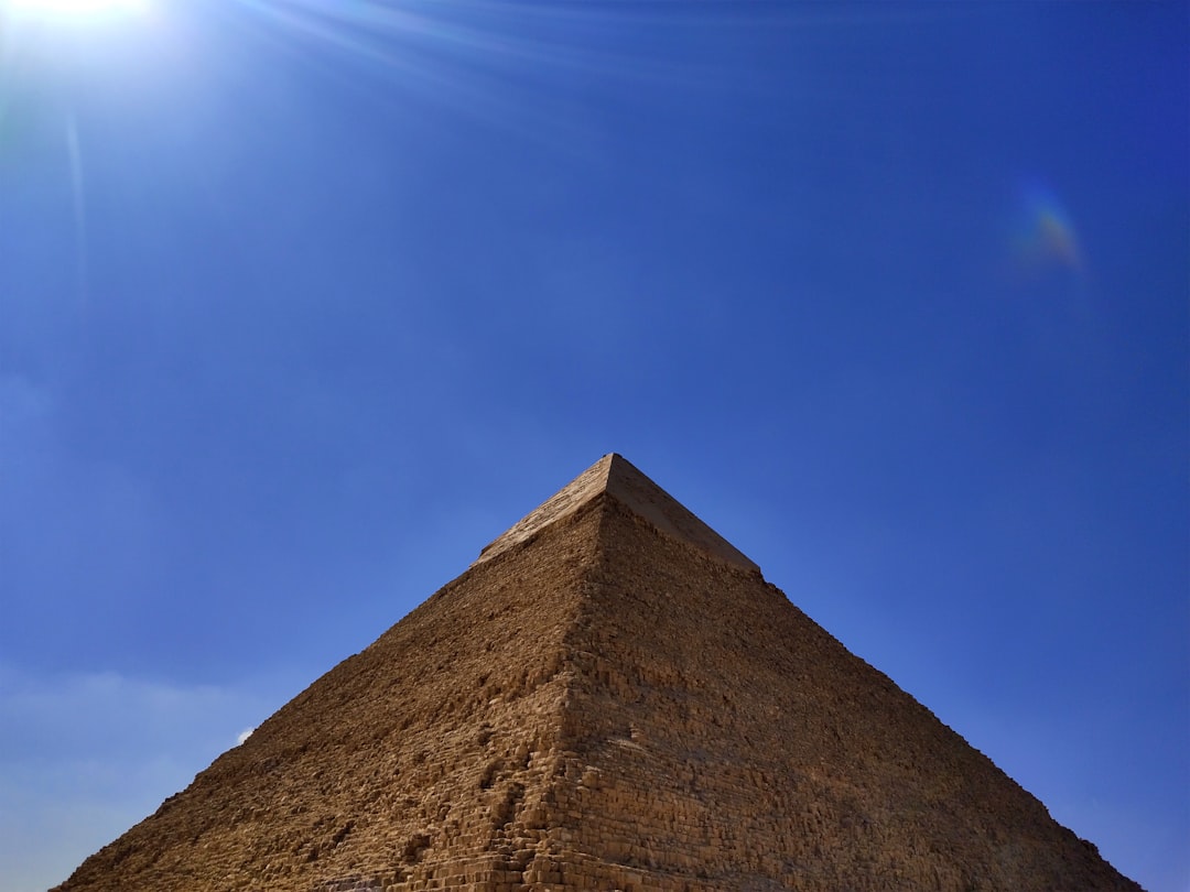 Understanding the Reserve Pyramid in Banking